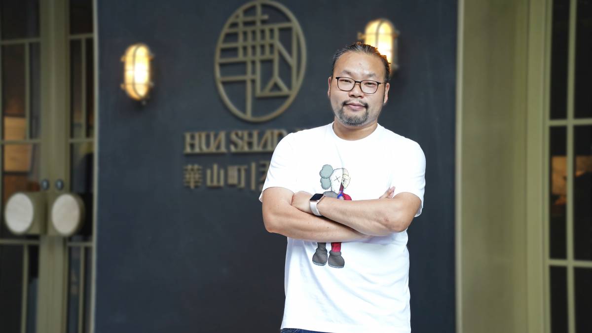 Art Gallery - Cheng Po Chun 《Turn back the time for you》 Taipei Hotel ...